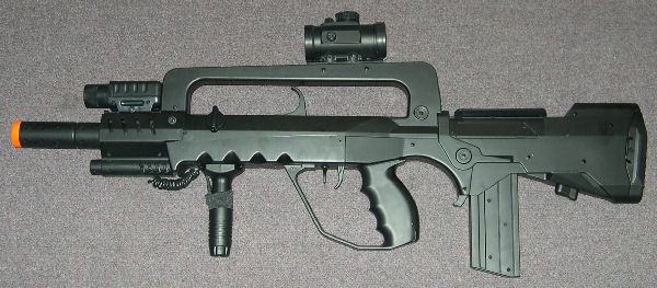 FAMAS - JungleKey.fr Image #50